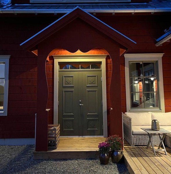 Inspiration | Fornby grå med överljus | Leksandsdörren®